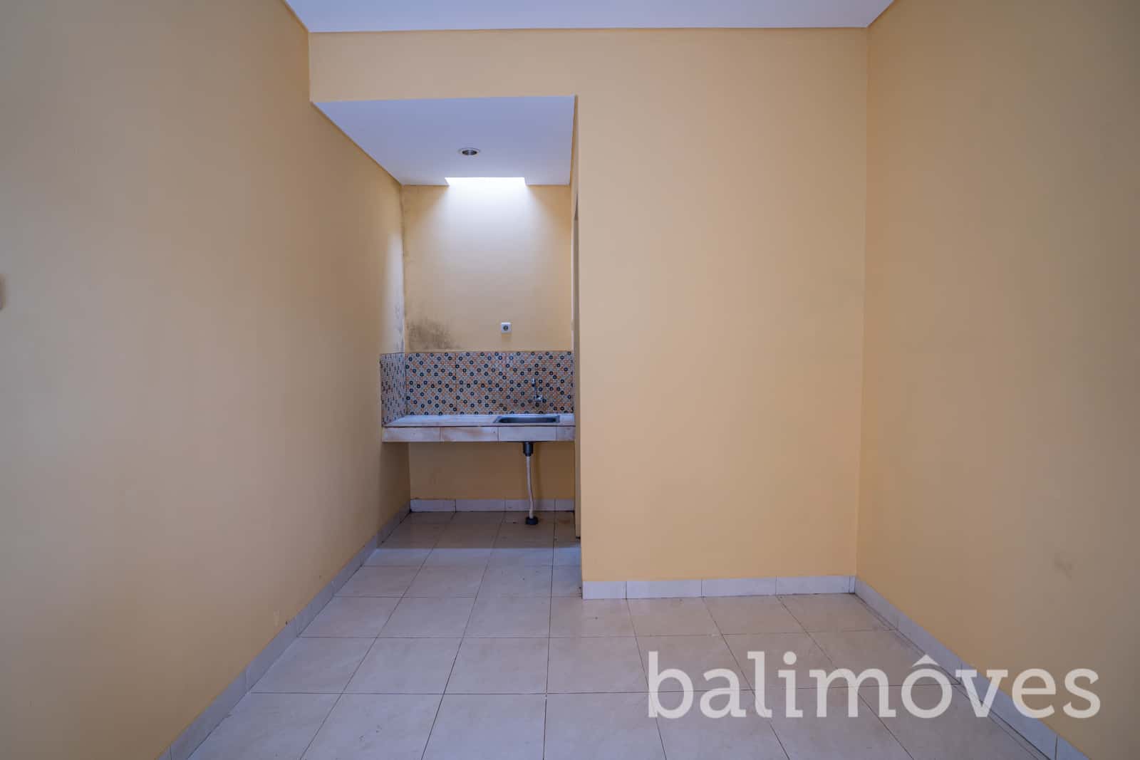 8 bedroom 'Kost' for sale freehold » Balimoves Property